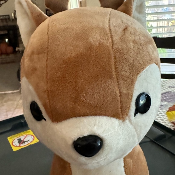 Bellzi | Toys | Bellzi Plush Deer | Poshmark